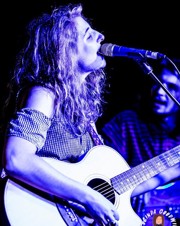 Singer, Rach Brennan – HuG