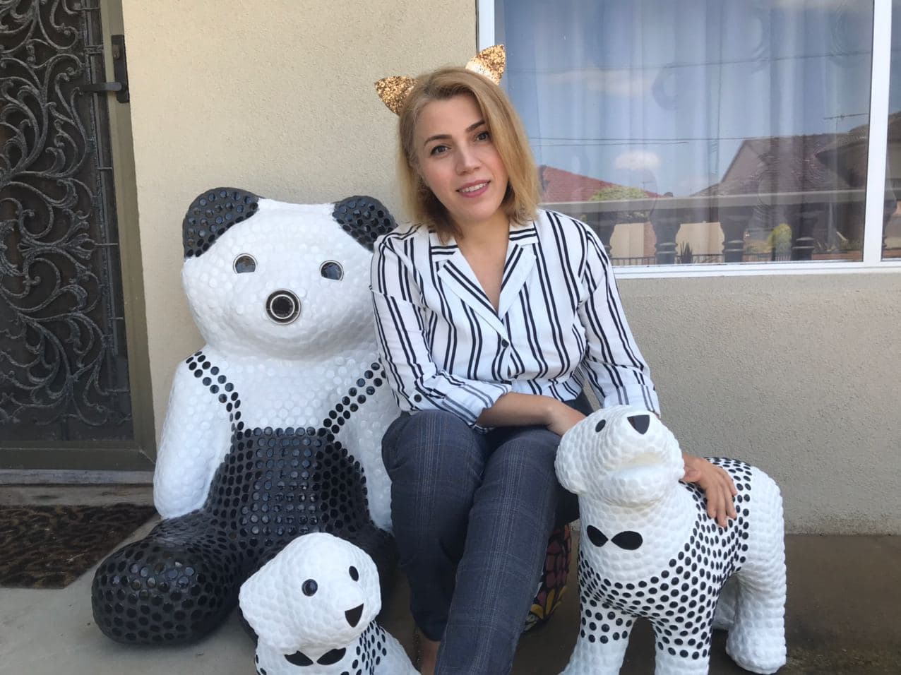 Sahar, Artist. – HuG