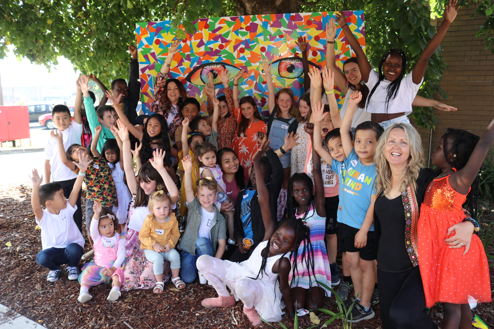 Harmony Day 2021, The Red Violets. – HuG