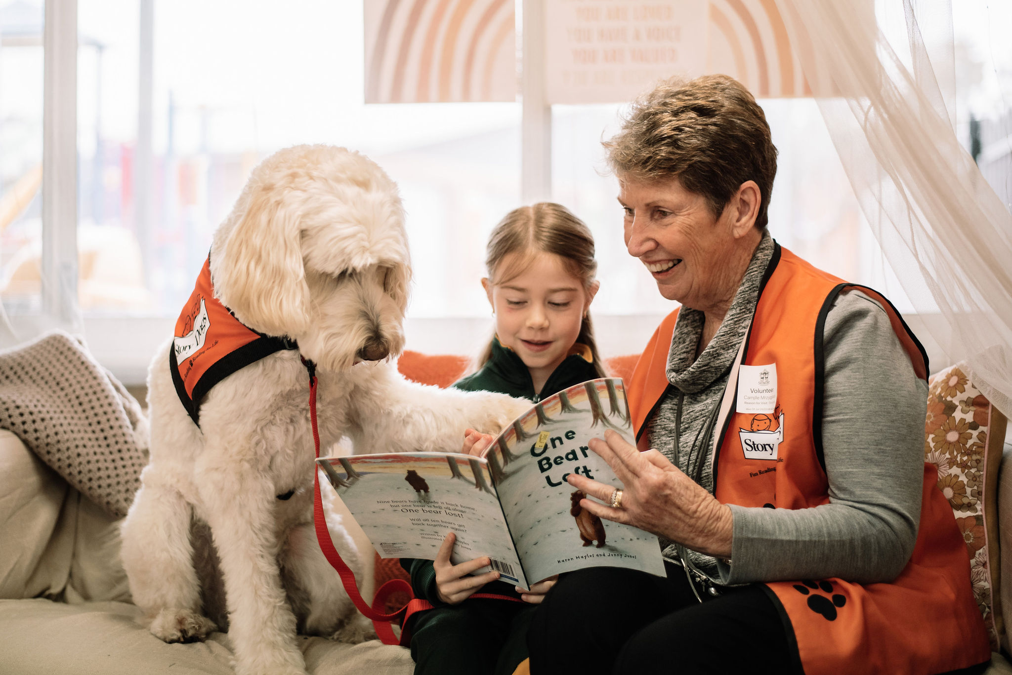 Story Dog Orange Day. – HuG